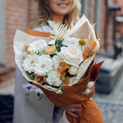 Flower Delivery Moscow - Send Flowers to Moscow - RussiaFlora